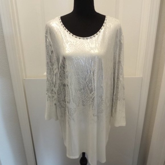 Ruby Rd. | Tops | Newno Tags Ruby Red White Long Sleeve Asymmetrical ...
